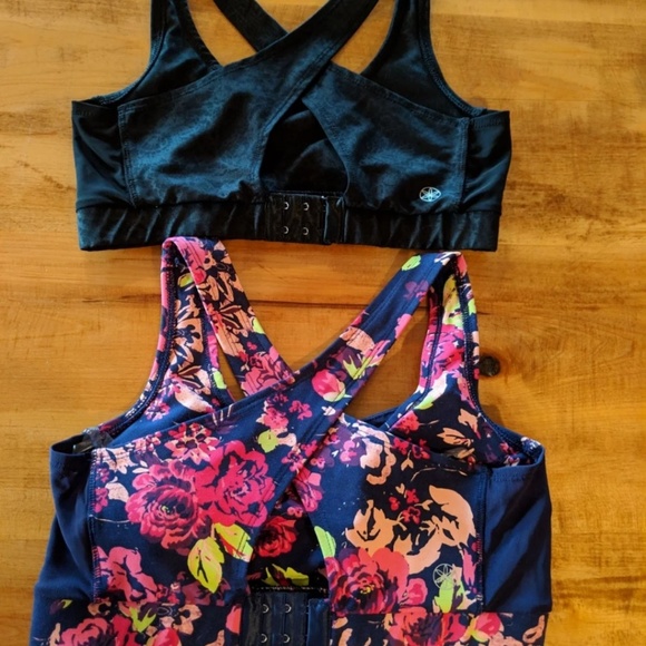 GAIAM | Intimates & Sleepwear | Gaiam Sports Bra Bundle New Yoga Small ...